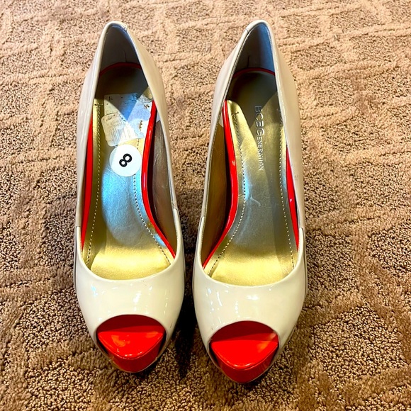 BCBGeneration | Shoes | Bcbg Generation Platform Pumps | Poshmark